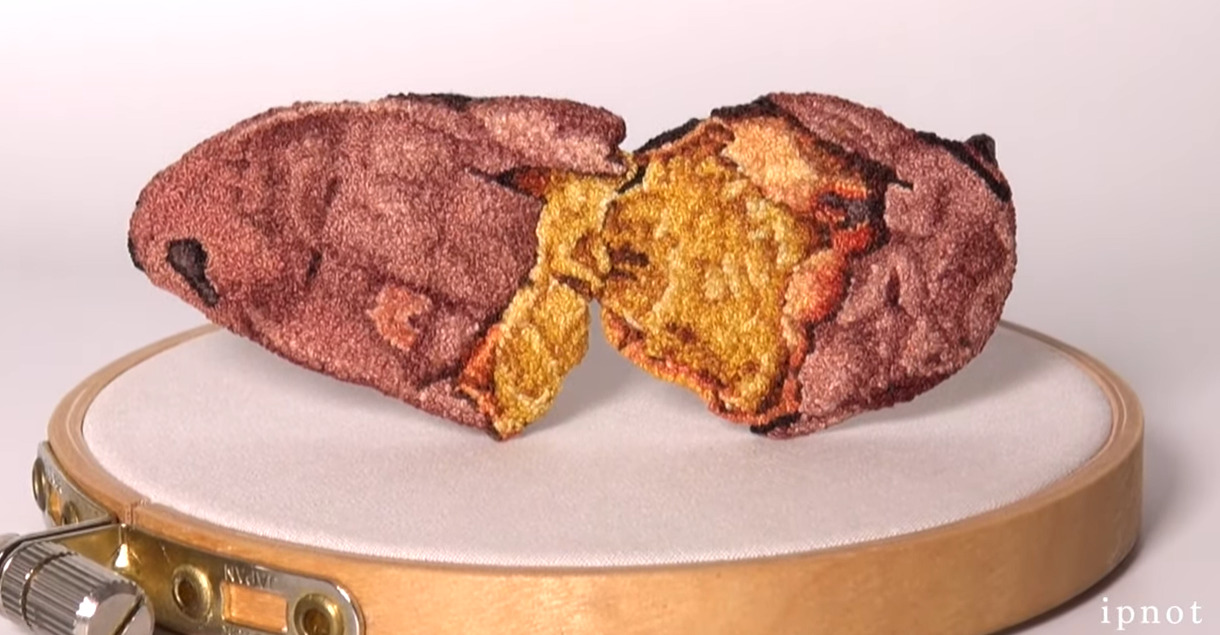 Realistic embroidery - baked potato - Crafts on display