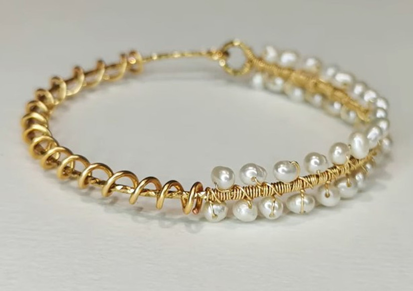 Wire wrapped bracelet tutorial - Crafts on display