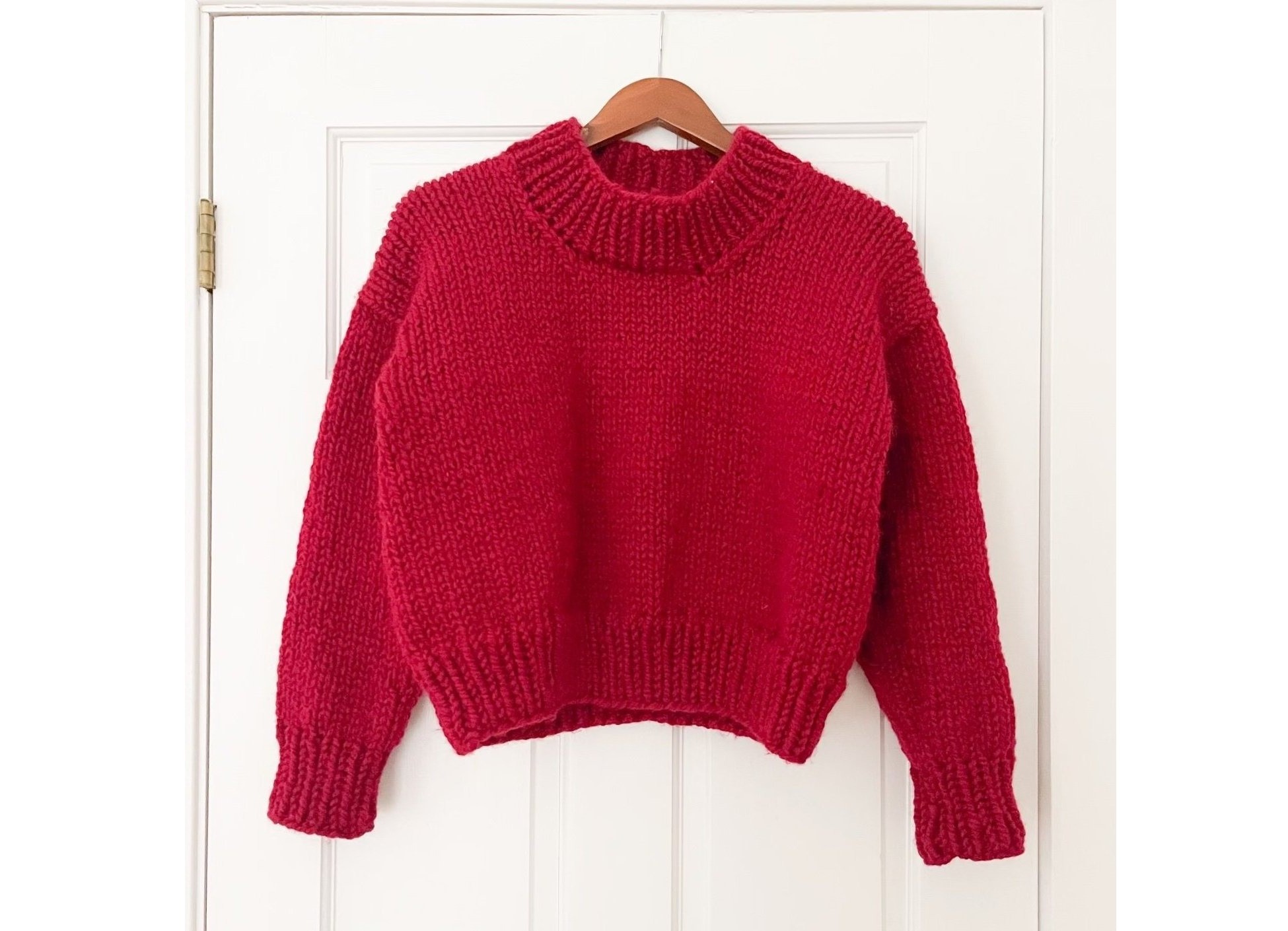 Free simple knit sweater pattern - Crafts on display