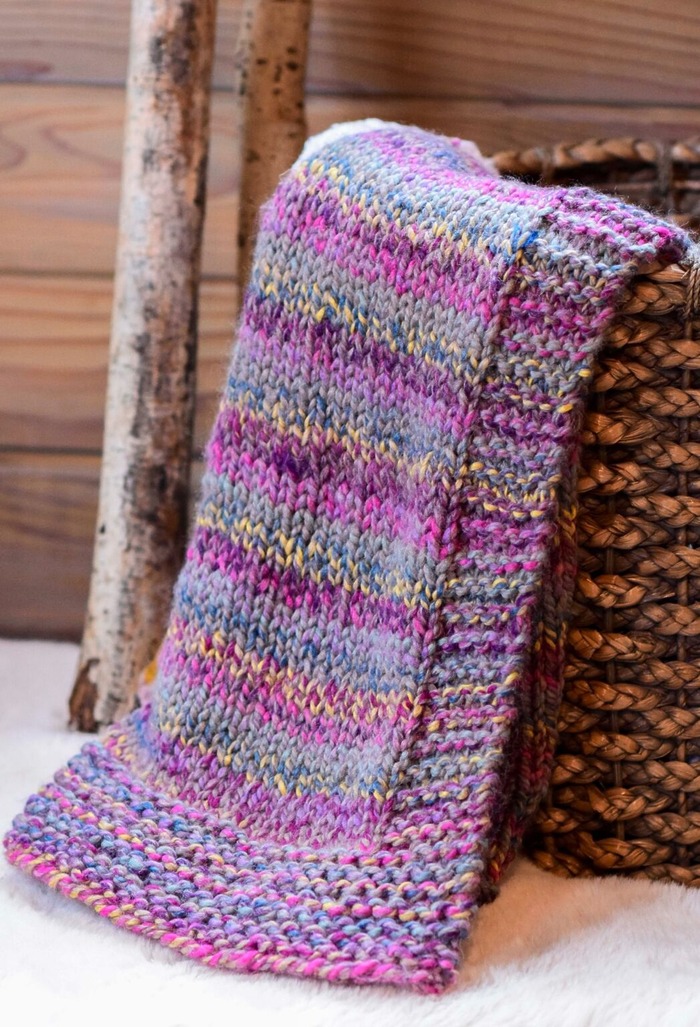 Easy knit blanket pattern with super bulky yarn - Crafts on display