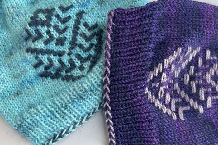 How to knit a braided edge with a two-color long tail cast-on - Crafts ...