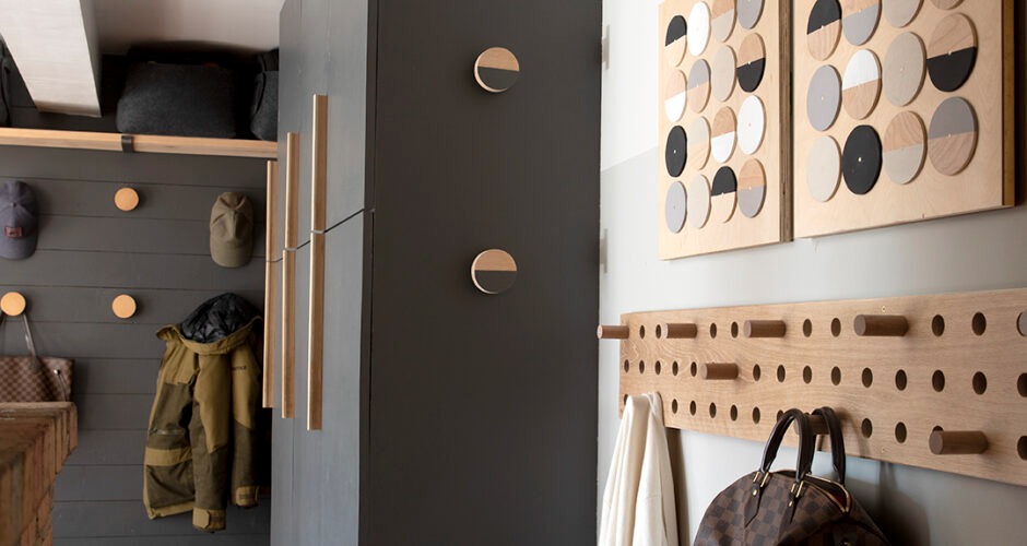 Custom peg board & DIY circle art tutorial - Crafts on display