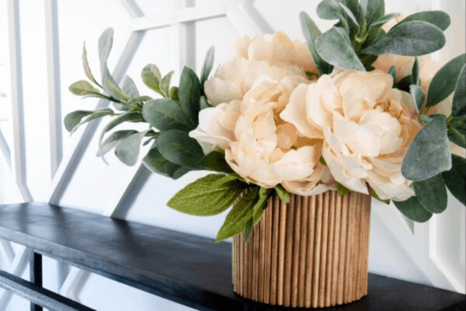 How to make an elegant DIY fluted vase with wood dowels - Crafts on display