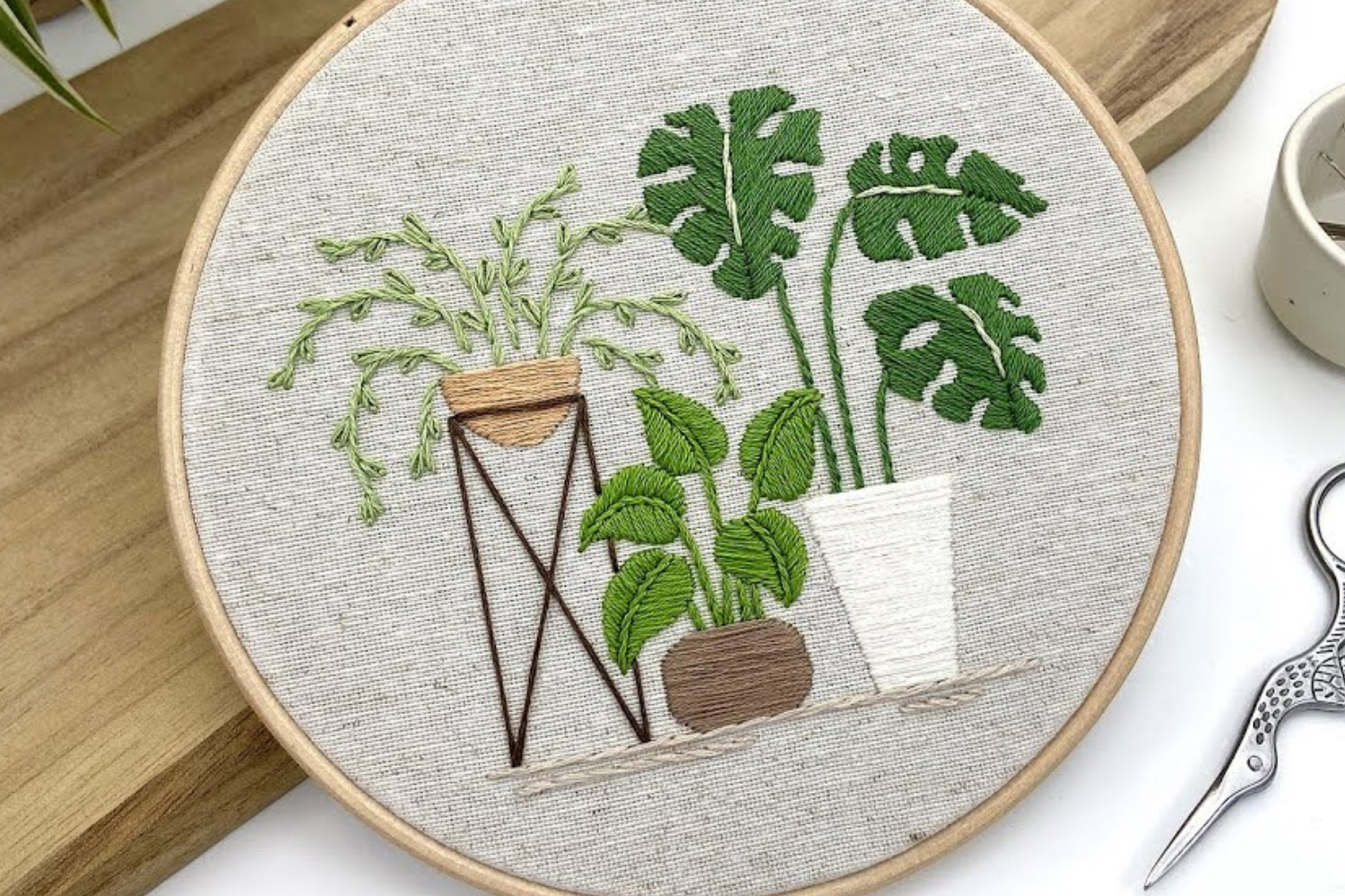 How to embroider plants: free pattern - Crafts on display