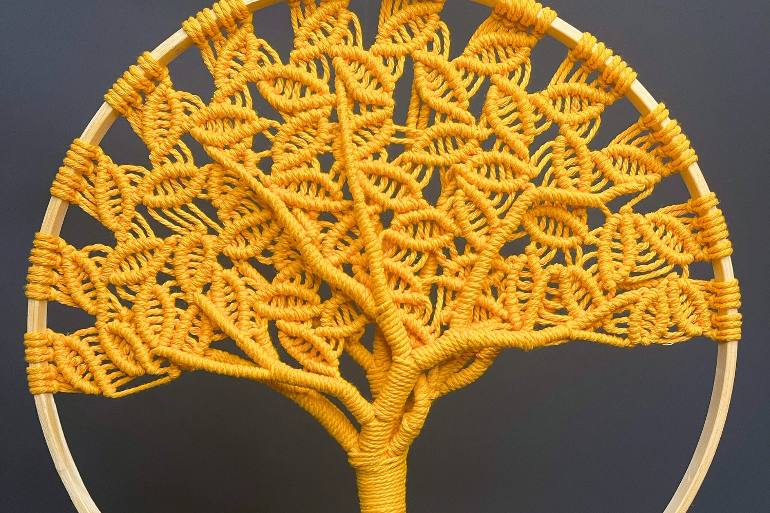 How to make a macrame tree of life - Crafts on display