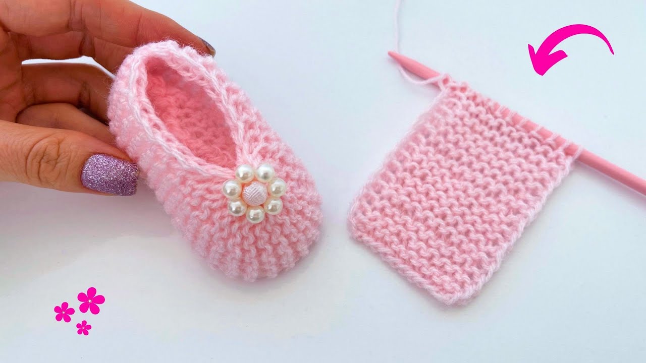Learn how to make easy knitted shoes - Crafts on display