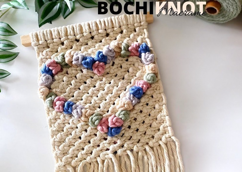 DIY macrame heart wall decor: perfect for Valentine’s Day - Crafts on ...