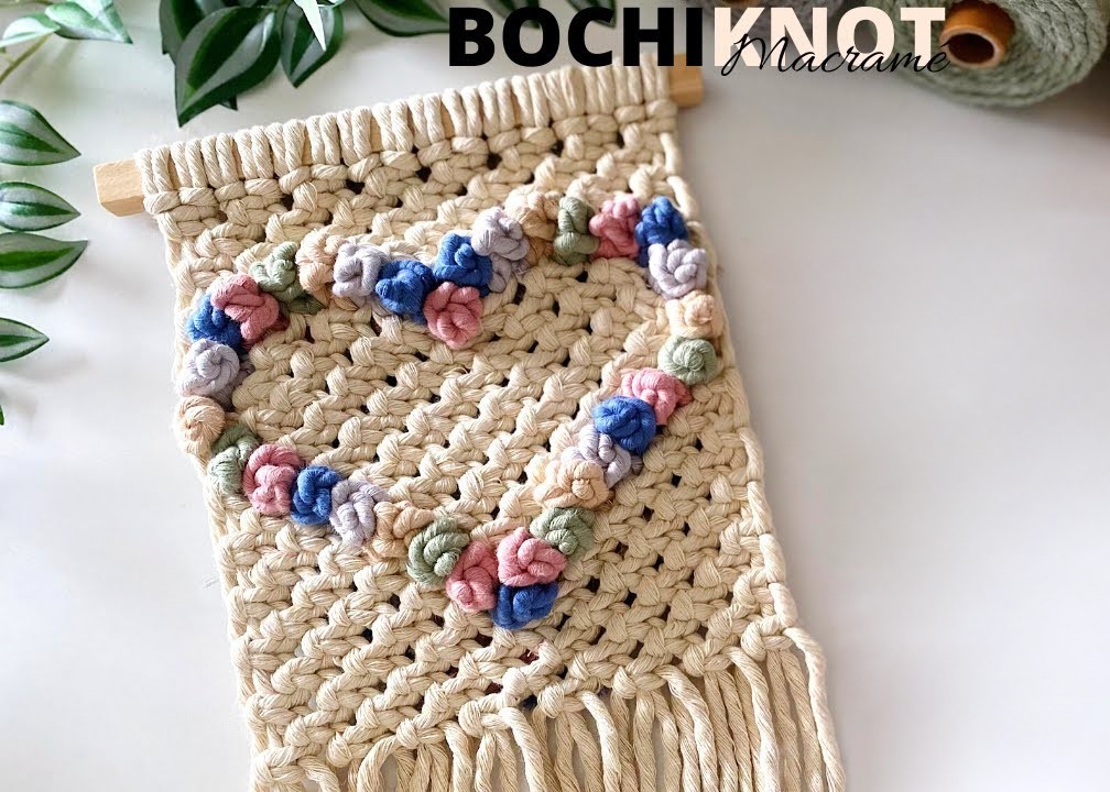 DIY macrame heart wall decor: perfect for Valentine’s Day - Crafts on ...