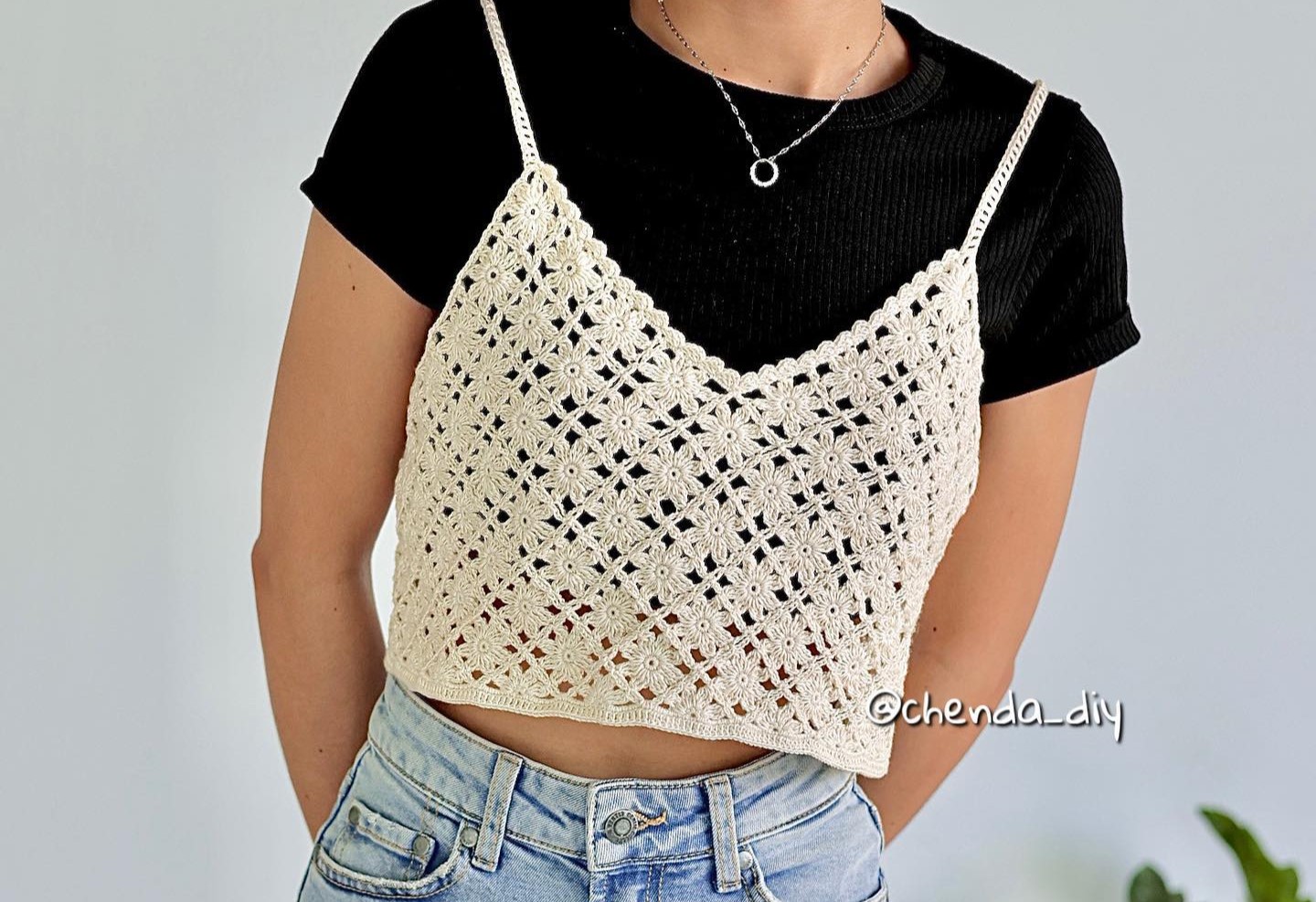 How to crochet a floral square top - perfect for spring and summer ...