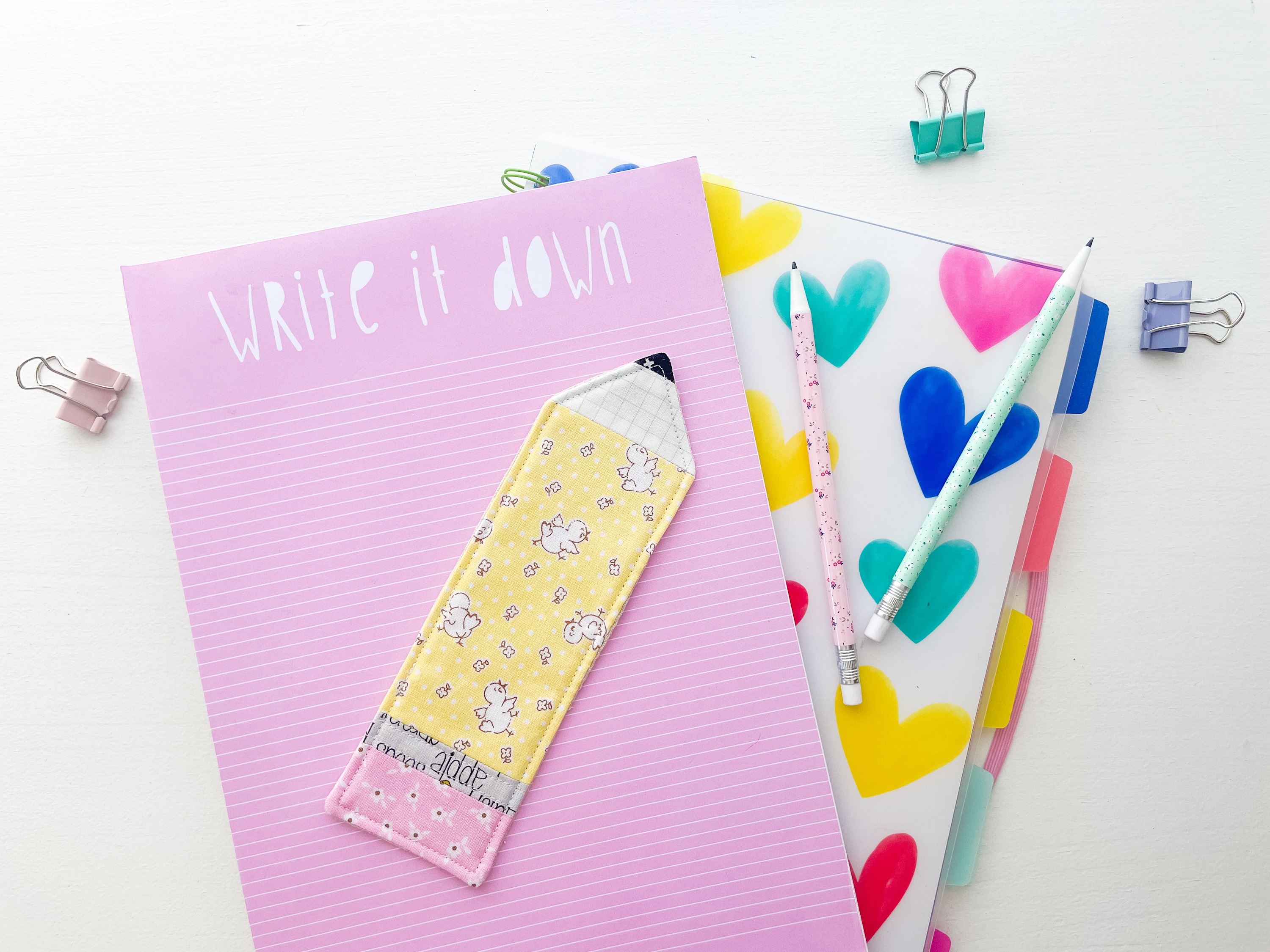 DIY fabric pencil bookmarks - perfect for gifts - Crafts on display