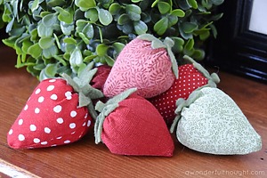 Free Sewing Patterns, Projects And Tutorials - Crafts on display