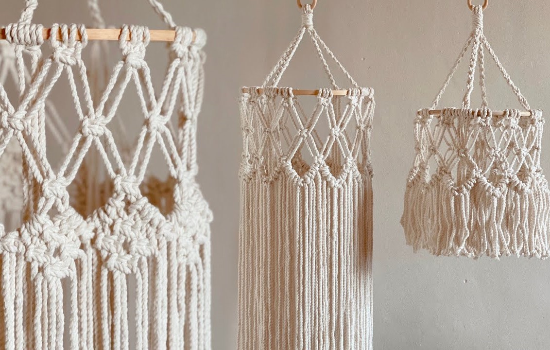 How to make a macrame chandelier (complete tutorial) - Crafts on display