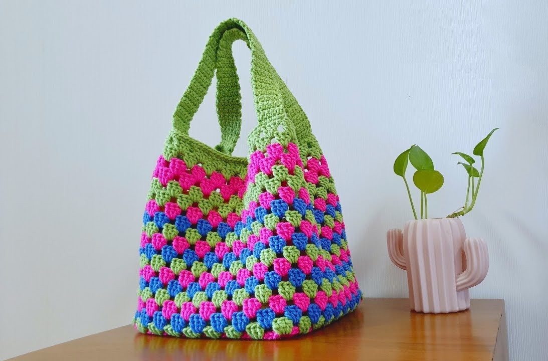 DIY crochet tote bag in vibrant spring colors: step-by-step tutorial ...