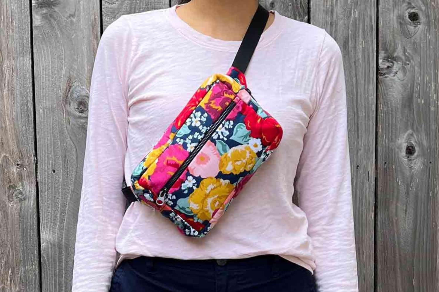 How to sew a stylish DIY fanny pack with free pattern - Crafts on display