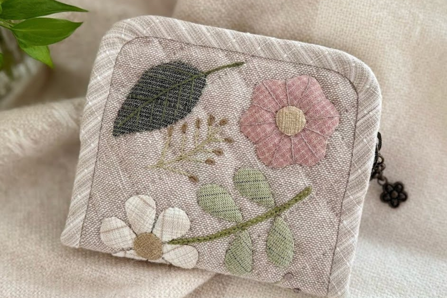 Fun little projects Archives - Crafts on display