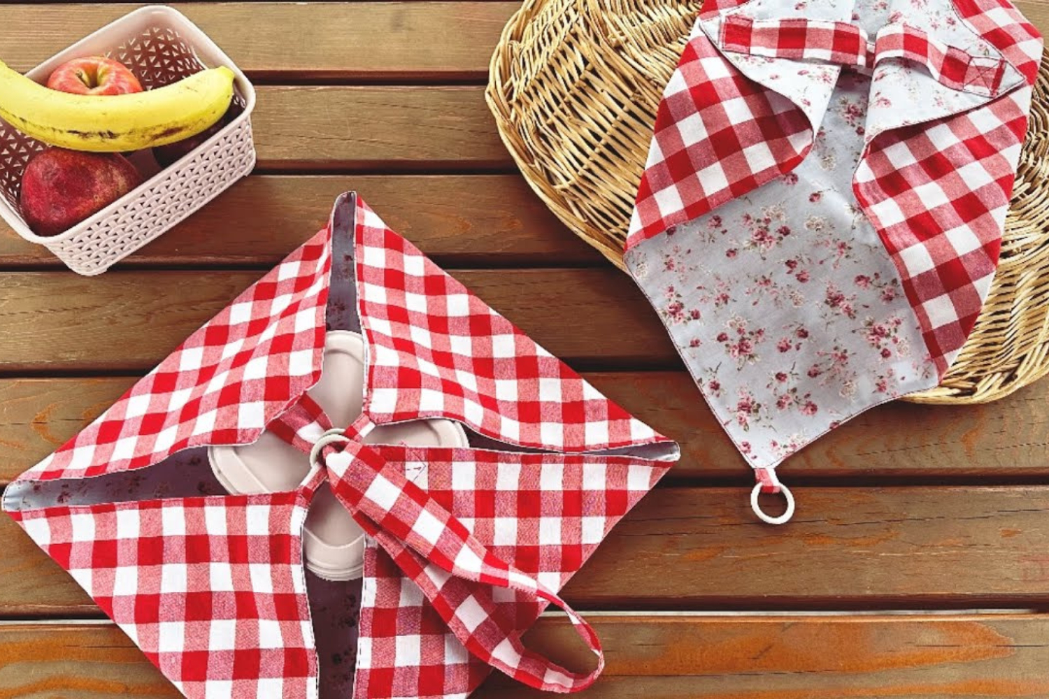 DIY picnic bag - easy pie carrier sewing tutorial - Crafts on display