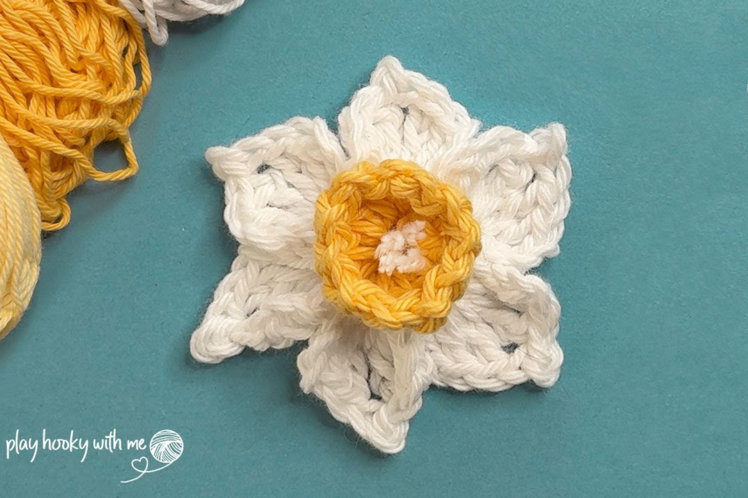 Crochet daffodil in 15 minutes: quick spring flower pattern - Crafts on ...