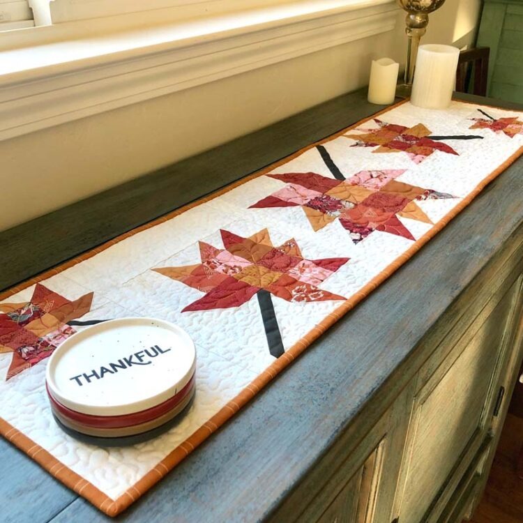 How to sew a fall scrappy leaf table runner - Crafts on display