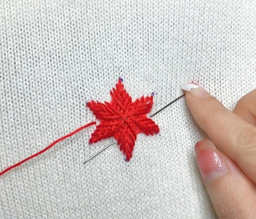 Star embroidery to fix holes - Crafts on display