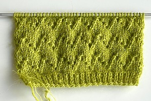 Easy zigzag lace stitch pattern - Crafts on display