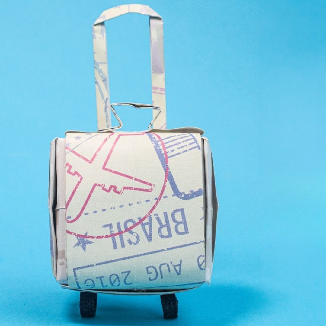 How to make a mini paper suitcase for beginners - Crafts on display
